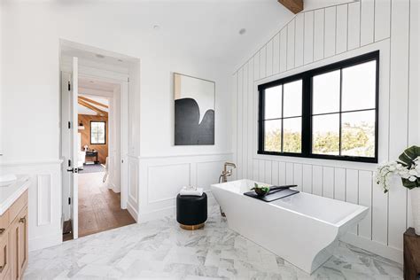 23 Gorgeous White Marble Bathrooms With Luxurious Style
