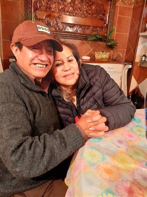 Se filtran fotografías de Rafael Quispe con una asambleista