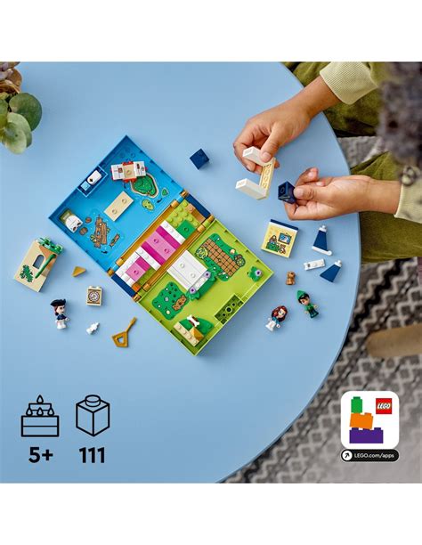LEGO Disney Książka z przygodami Piotrusia Pana i Wendy 43220