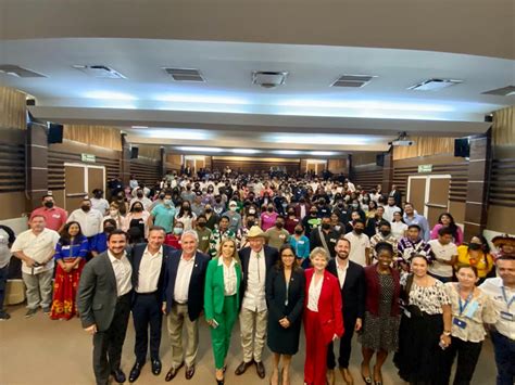 La grandeza de México su gente y los 32 estados Embajada y