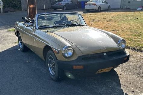 1974 MG MGB 1 Barn Finds