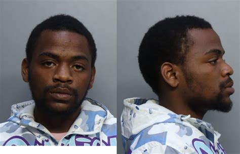 HACKNEY DONOVAN JAMAL 02 15 2023 Miami Dade County Mugshots Zone