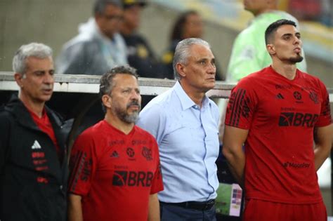 EM DISCURSO NO VESTIÁRIO TITE RELEMBRA CHEGADA AO FLAMENGO VALE A