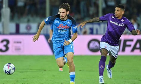 Napoli Le Pagelle Di CM Osimhen Sbatte Sulla Difesa Viola Bene