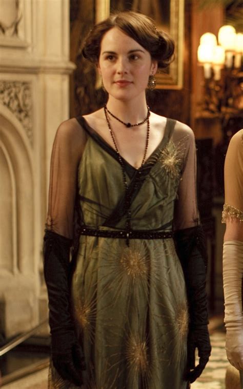 Lady Mary Crawley S 12 Best Costumes From Season 1 Of Downton Abbey