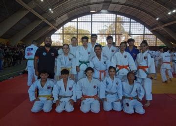 Prefeitura de Assis ESPORTE EM MOVIMENTO Judô de Assis conquista 13