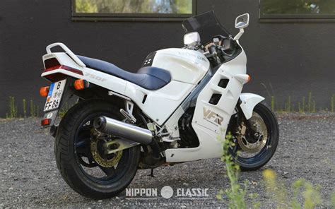 Honda VFR 750 F RC24 1985 1989 Formel V für Victory