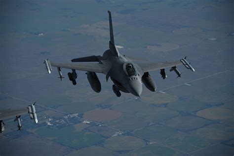 Kendall Will Fly On Autonomously Piloted F 16 For A Sneak Peek On CCA