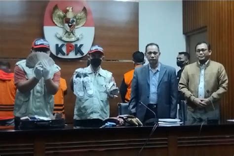 KPK Sita Uang Rp924 6 Juta Dan Sepatu LV Dari OTT Wali Kota Bandung