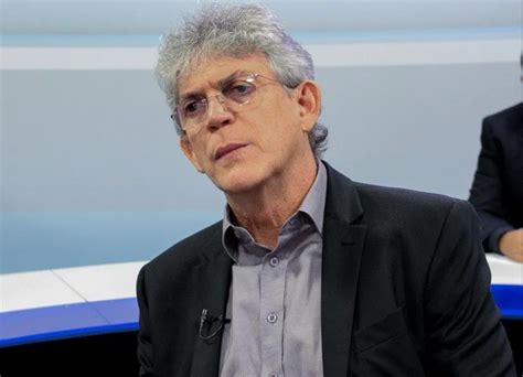 ÁUDIO VAZADO Ricardo diz que justiça da Paraíba joga contra ele e