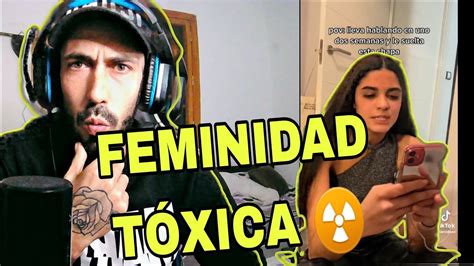 UN GRUPO De CHICAS Se BURLAN De Un CHICO Que Se Abre A Una De Ellas