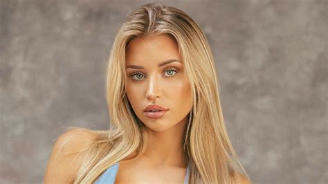 Mikayla Demaiter A Former Ice Hockey Player Has Become A S Xy Icon