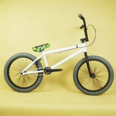 묘기자전거 입문자용 입문용 익스트림 BMX 18인치 초보자 회전 묘기 이색 스포츠 비엠엑스 티몬