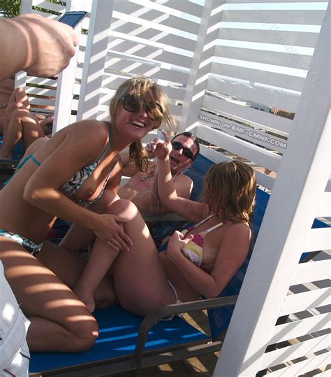 Naked Amateur Gallery Dump Photos