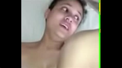 Anal a novinha não aguentando e pedindo arrego no pau Videos