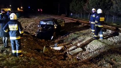 Wypadek na przejeździe kolejowym na trasie pomiędzy Sanokiem a Krosnem