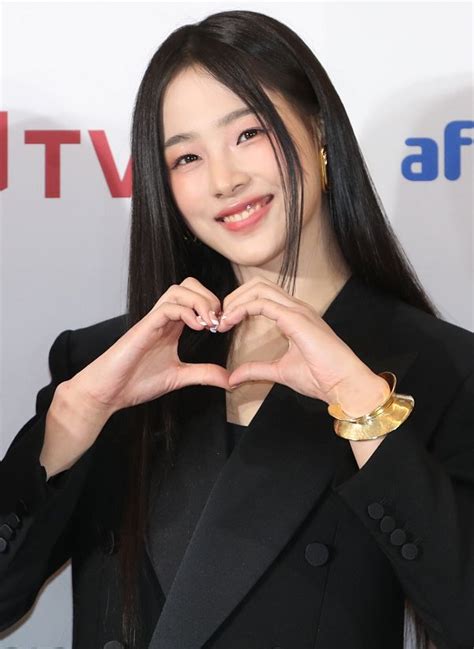 Kim Minji Image Asiachan Kpop Image Board