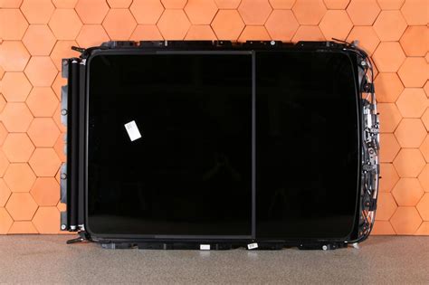 BMW X7 G07 SZYBERDACH SZKLANY SZYBA DACH PRZESUWNY PANORAMA ALCANTARA