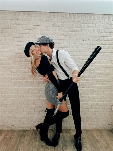 Bonnie Clyde Costume In Cute Couple Halloween Costumes