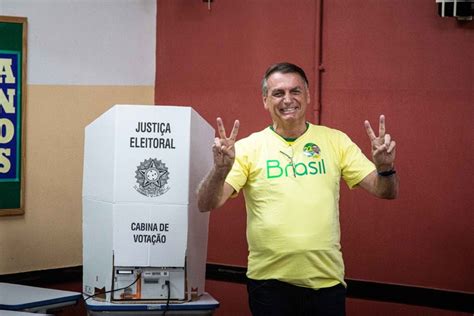 Bolsonaro Vota No Rio E Diz Que Tem Expectativa De Ser Reeleito Se