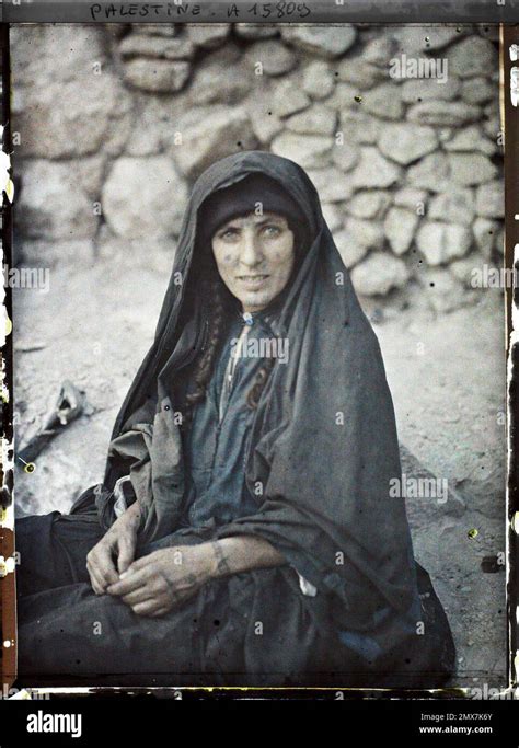 Jerusalem palästinensische Frau von AS Salt tätowiert in Indigo