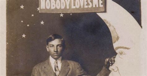 Found Photos Capture Generations Of People Posing For Portraits On