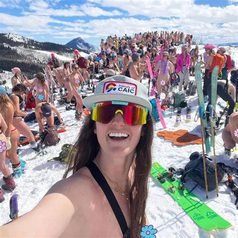 Inside Naked Buns Out Festival Where Thousands Of Women Strip For