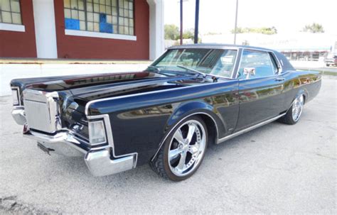 1969 Lincoln MARK III BEAUTIFUL CUSTOM CONTINENTAL For Sale