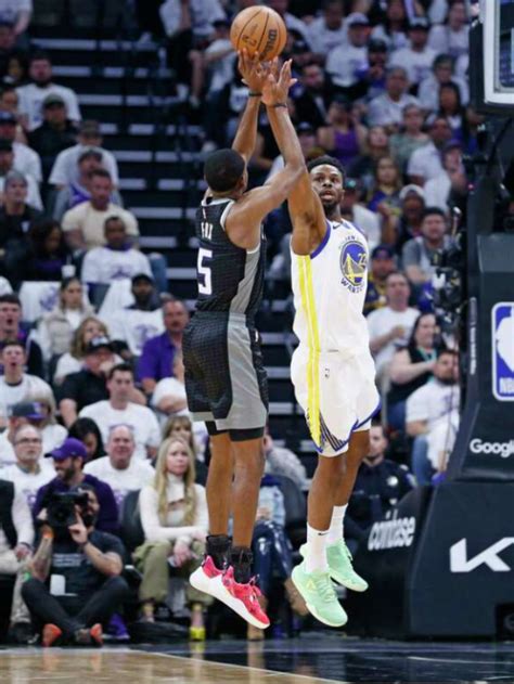 Sacramento Kings De Aaron Fox Shines In Dazzling Playoff Debut With 38