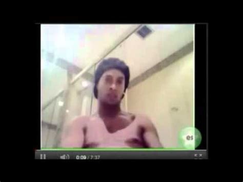 Flagra Ronaldinho Ga Cho Se Masturbando Na Web Cam Youtube