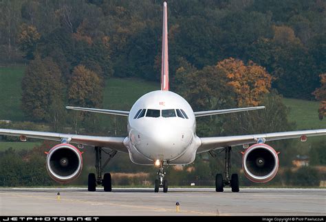 G EZIE Airbus A319 111 EasyJet Piotr Pawluczuk JetPhotos