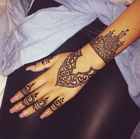 43 Henna Wrist Tattoos Design Wrist Tattoo Pictures