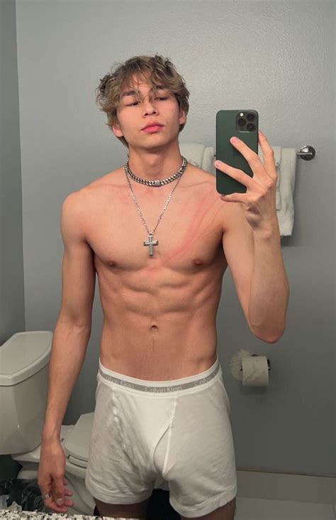 Myolivermoy Photo Boyfriendtv
