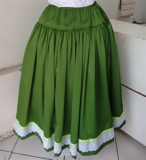Saia Branca Verde Oxossi Caboclo Boiadeiro Umbanda Candomble Saia