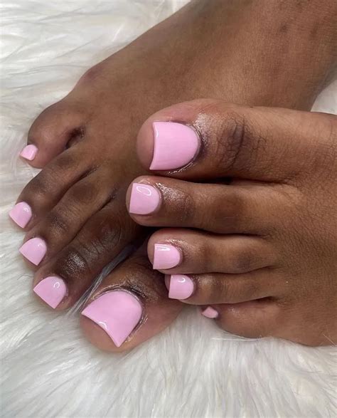 Summer Pedicure Colors To Avoid Based On Your Skin Tone