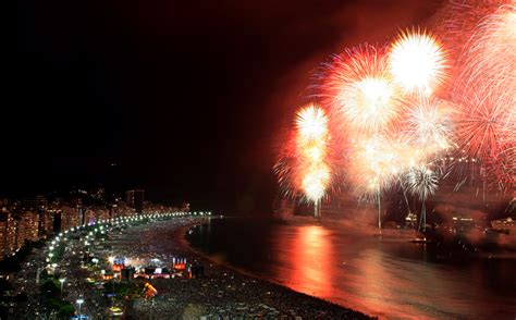 Jornal Correio Réveillon em Copacabana terá 17 minutos de queima de fogos