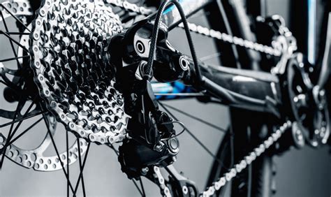 Cinco pasos básicos para ajustar el cambio trasero de tu bicicleta