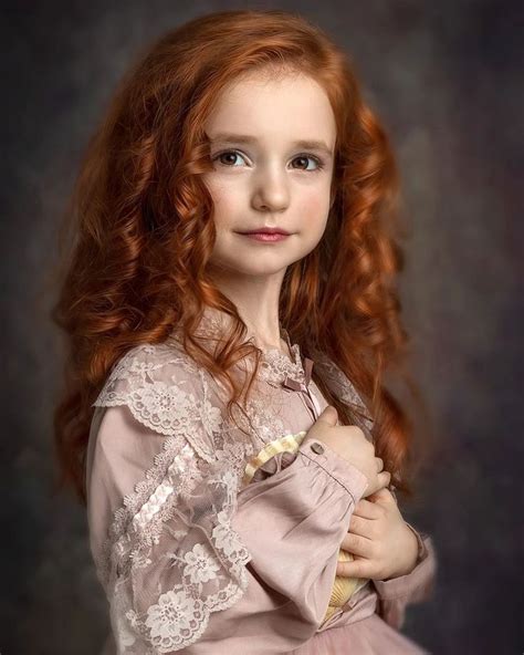 Pin On Salvataggi Rapidi Beautiful Red Hair Clothes Design Girl Face