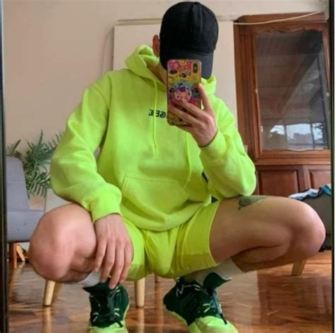 Bizarrap En Foto Sin Censura Muestra Su Paquete Es Viral