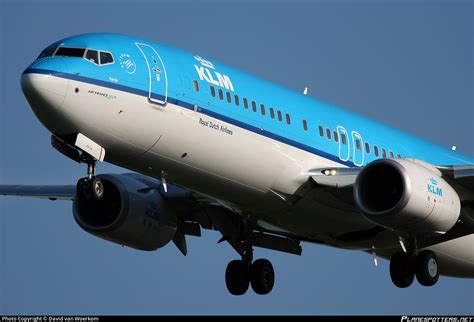 PH BXW KLM Royal Dutch Airlines Boeing 737 8K2 WL Photo By David Van