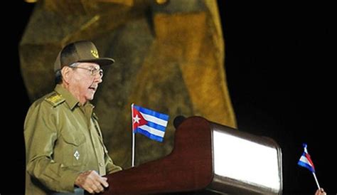 Raúl Castro pide apoyo a Lula y respeto a EEUU en el 60 aniversario de