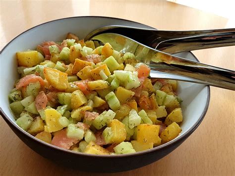 Kartoffel Gurken Salat mit Lachs von Zauberküche Chefkoch
