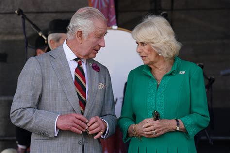 Photo Le Roi Charles Iii D Angleterre Et Camilla Parker Bowles Reine