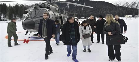 Presidente Gustavo Petro Lleg A Suiza Para Participar En El Foro