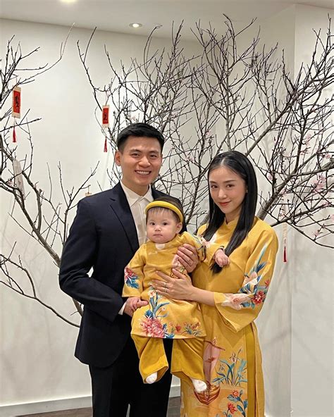 Gu thời trang cưng xỉu của Pam mặt vuông hoá ra cách mẹ Salim tạo ra