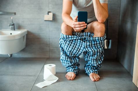 Men Who Squat To Pee