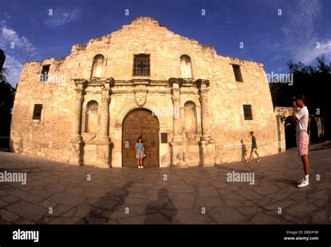 The Alamo In San Antonio Texas Stock Photo Alamy