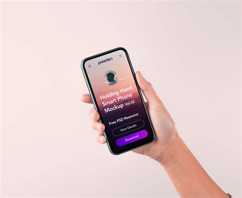 R Szeg Llamsz Vets G Tengerparti Iphone Hand Mockup Free Itthon Tj R