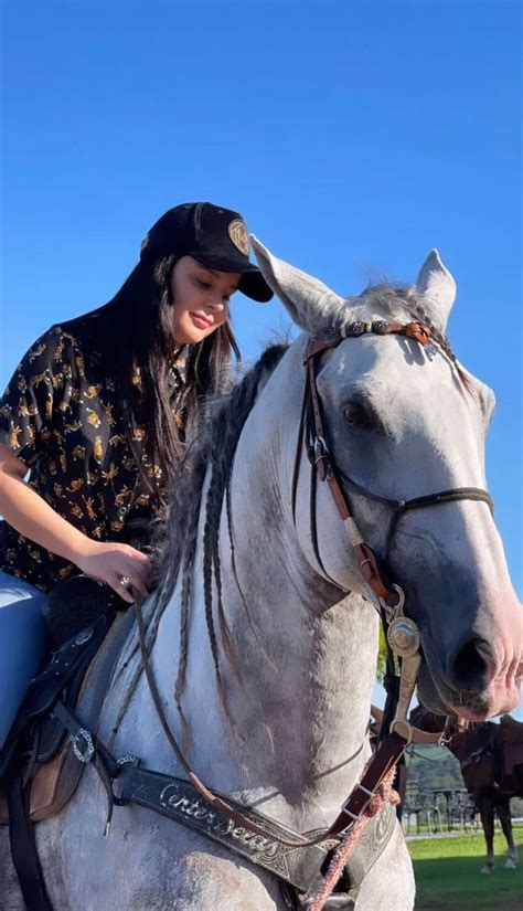 Pin de Cássia Tostes em Maraísa Henrique Pereira Maiara e maraisa