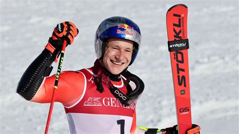 Ski alpin Marco Odermatt remporte le slalom géant des Championnats du